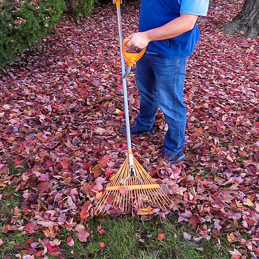 Best Buy: Ergie Steel Leaf Rake Orange ERG-LFRK24