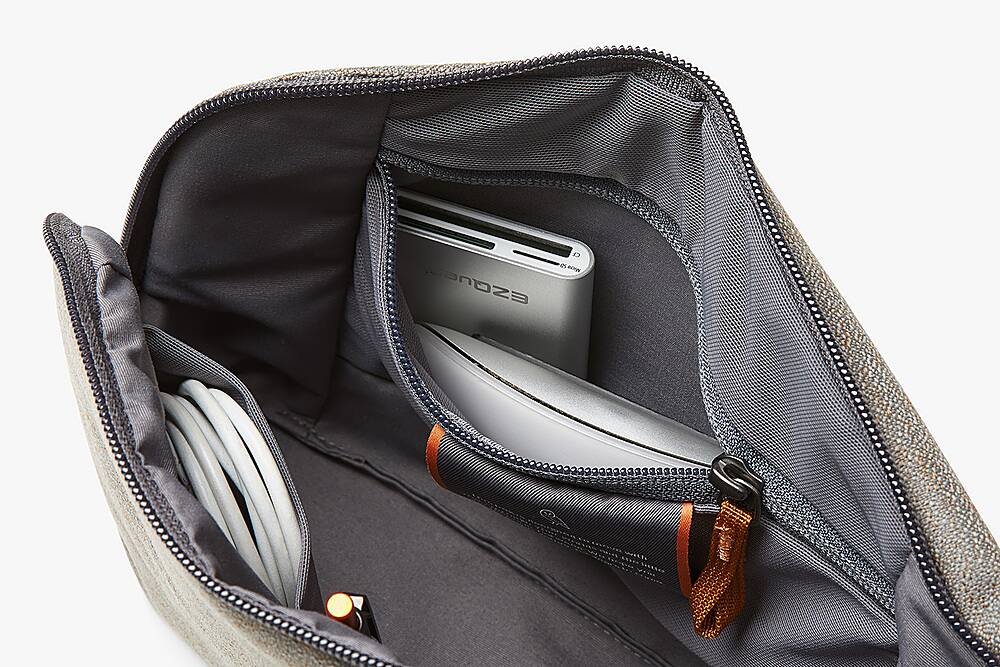 Best Buy: Bellroy Desk Pouch Limestone EDPA-LST-217