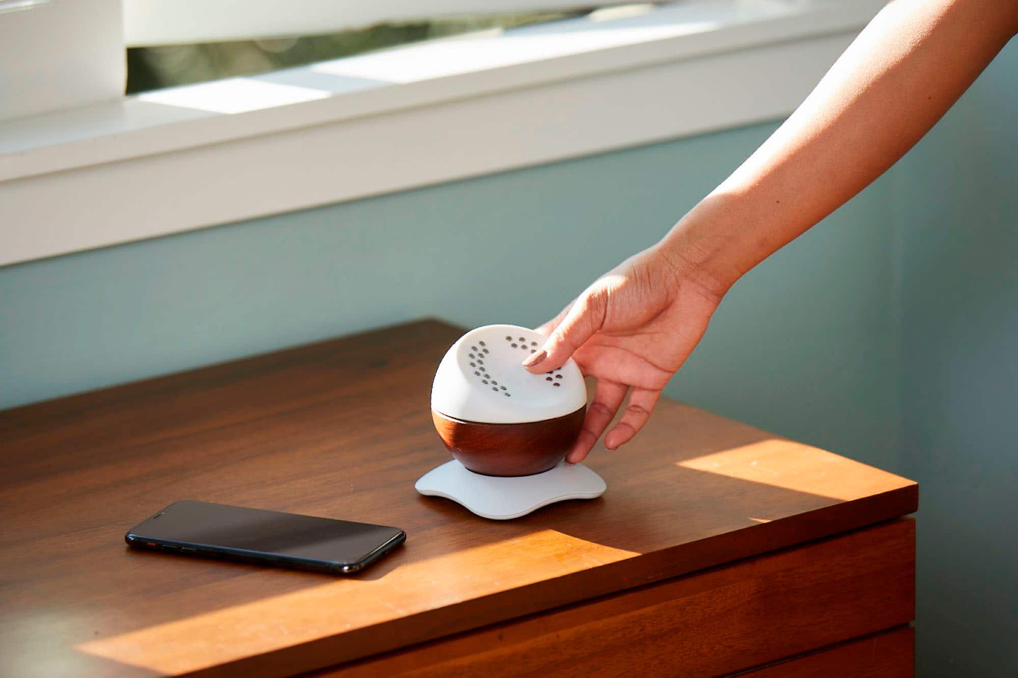 Hyperice Core Premium Smart Meditation Trainer white 91005 001-00 ...