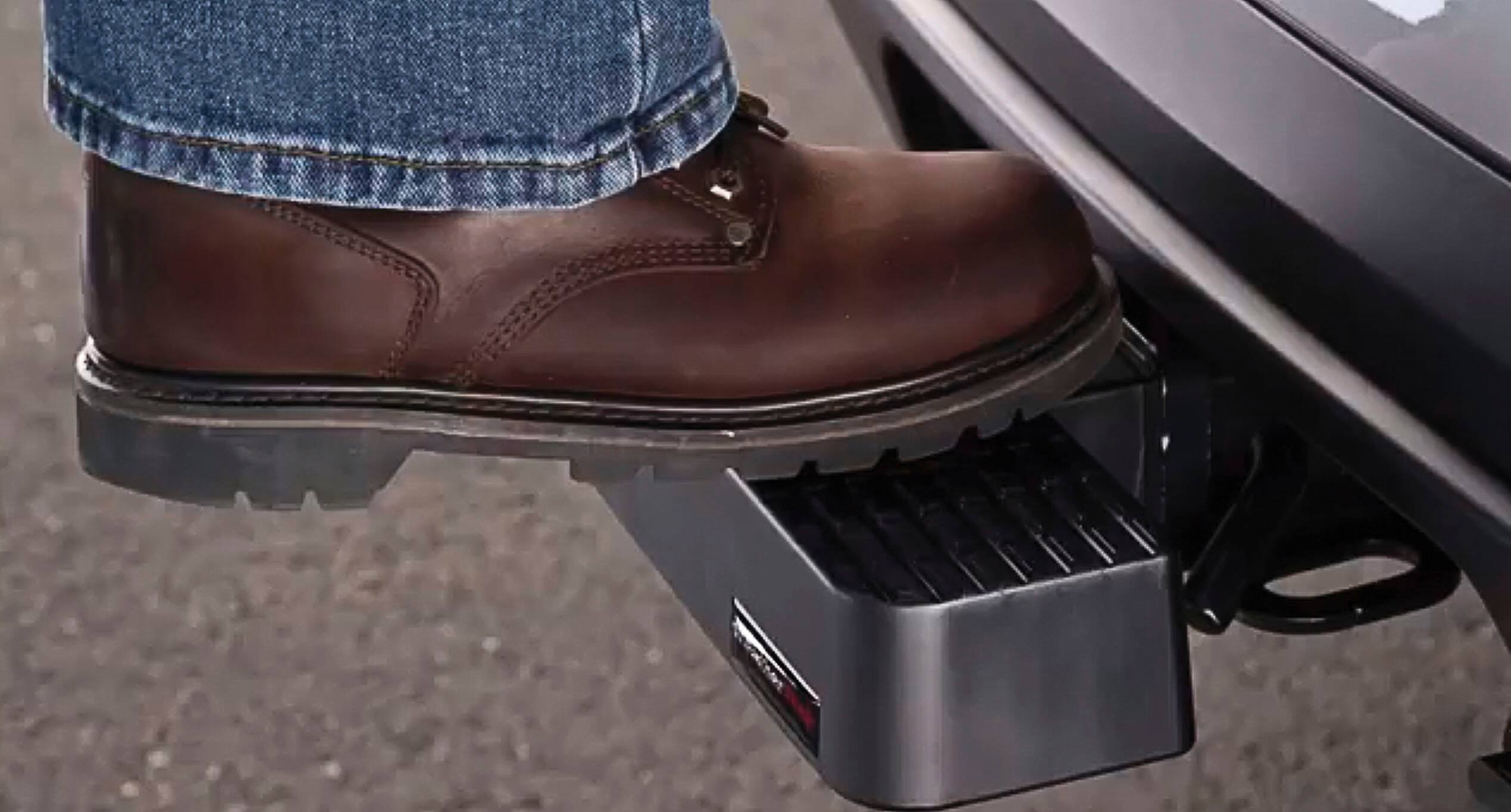 Best Buy: WeatherTech BumpStep Black 81BS1BX