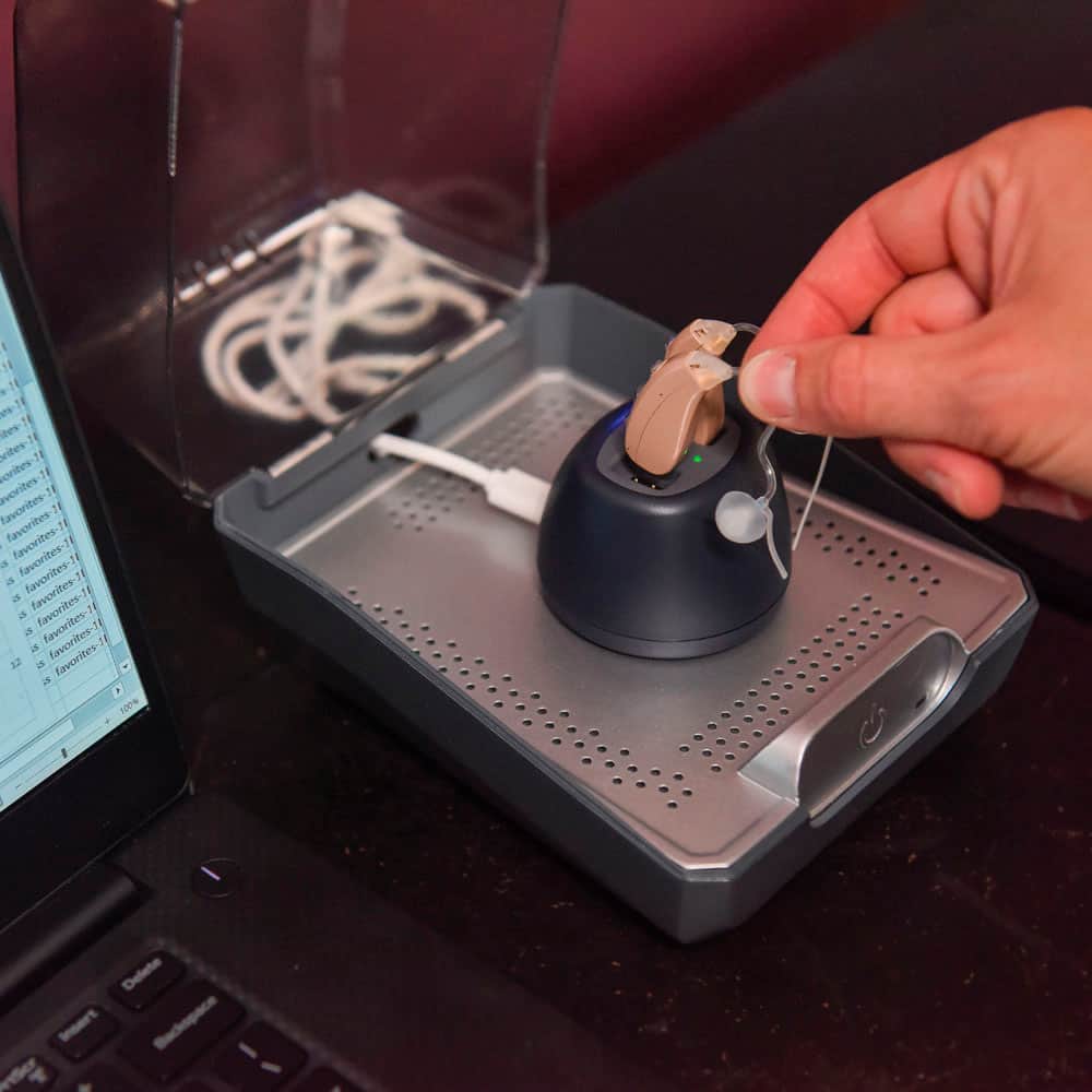 Best Buy: Ear Tech DryBoost UV Maintenance for Rechargeable Hearing ...