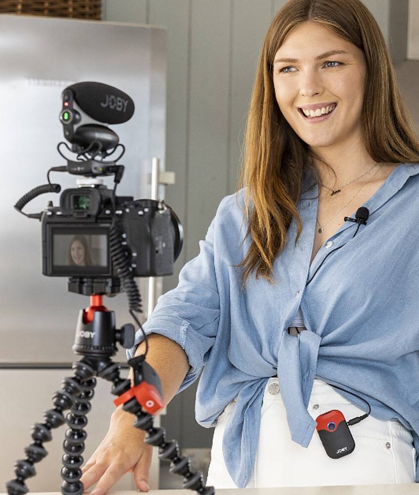 Best Buy: JOBY Wavo PRO Shotgun Microphone Vlogging Kit JB01715-BWW