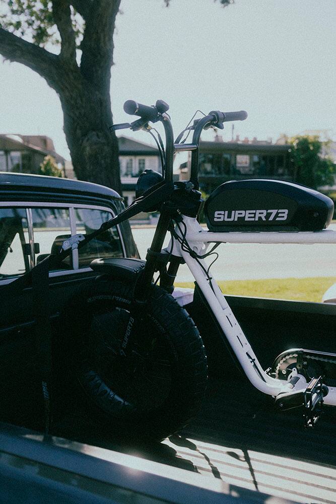 Best Buy: Super73 S2 Electric Motorbike w/ 75+ mile max operating range & 28+ mph max speed Bone ...