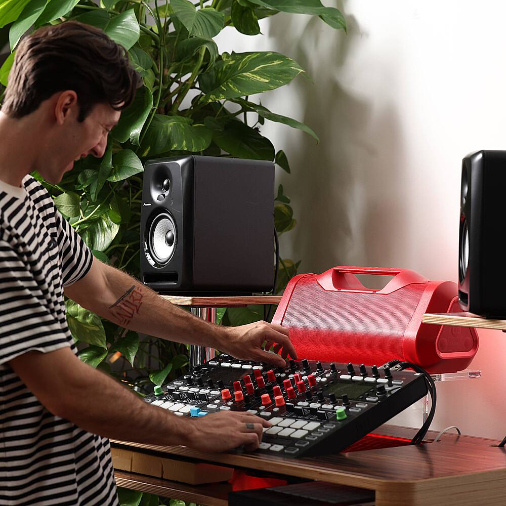 Best Buy: Monster Blaster 3.0 Portable Bluetooth Speaker White 50828VRP