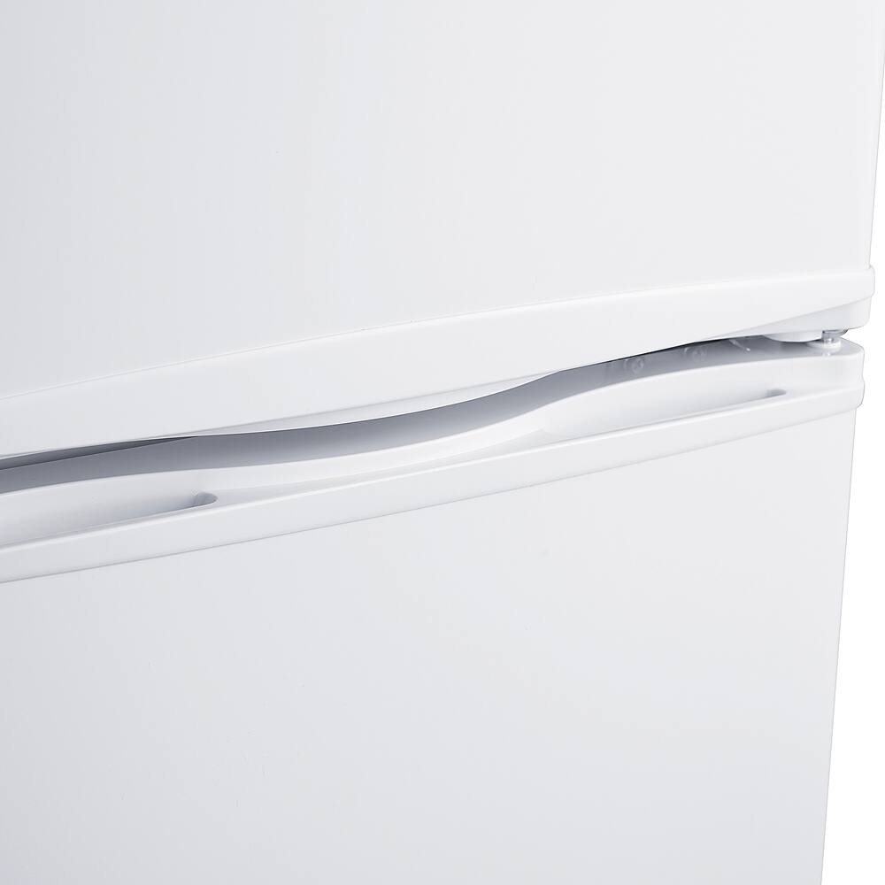 Best Buy: WestBend West Bend 3.1 cu. ft. Compact Refrigerator WBRT31W