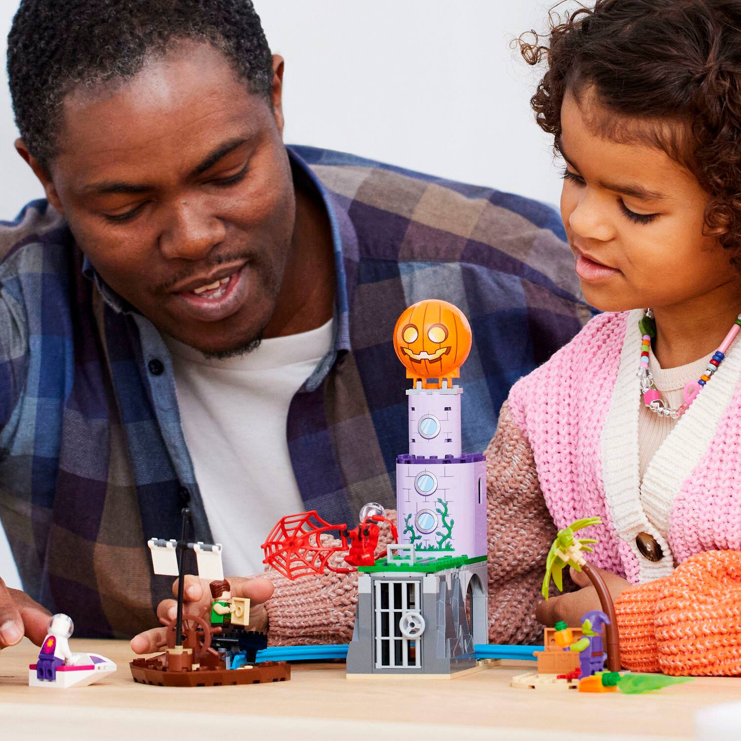 Customer Reviews: LEGO Marvel Team Spidey at Green Goblin's Lighthouse ...