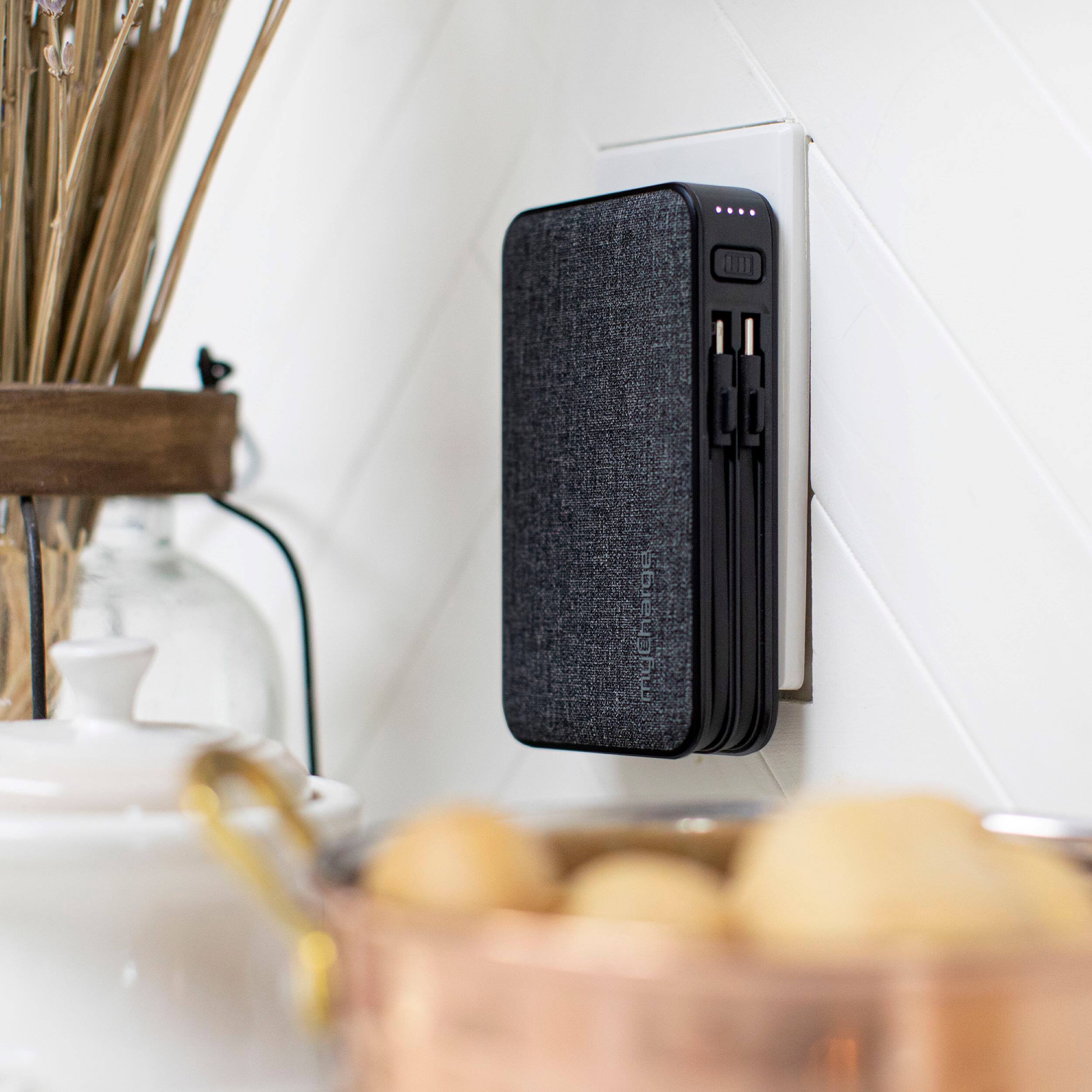 myCharge POWERHUB ULTRA 10,000mAh Everything Built In Portable Charge ...