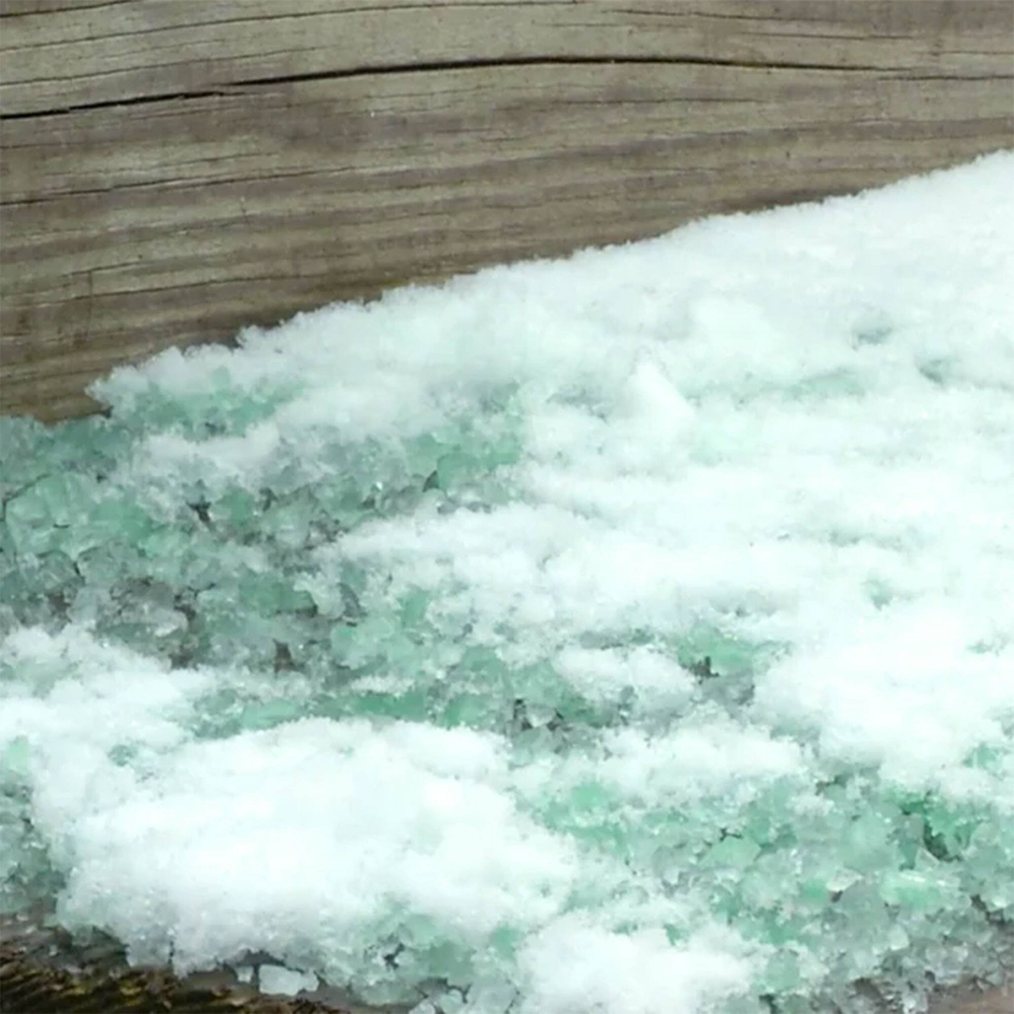 Snow Joe 5 Pack Pet Safer Ice Melt Blend, Safe for Concrete/Sidewalks, 20 lb White/green 5 x ...