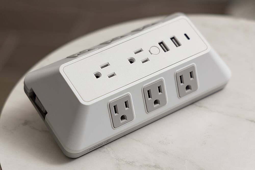 GE 8 Grounded Outlets 2 USB-A Ports 1 USB-C Port Wall Tap Fireproof ...