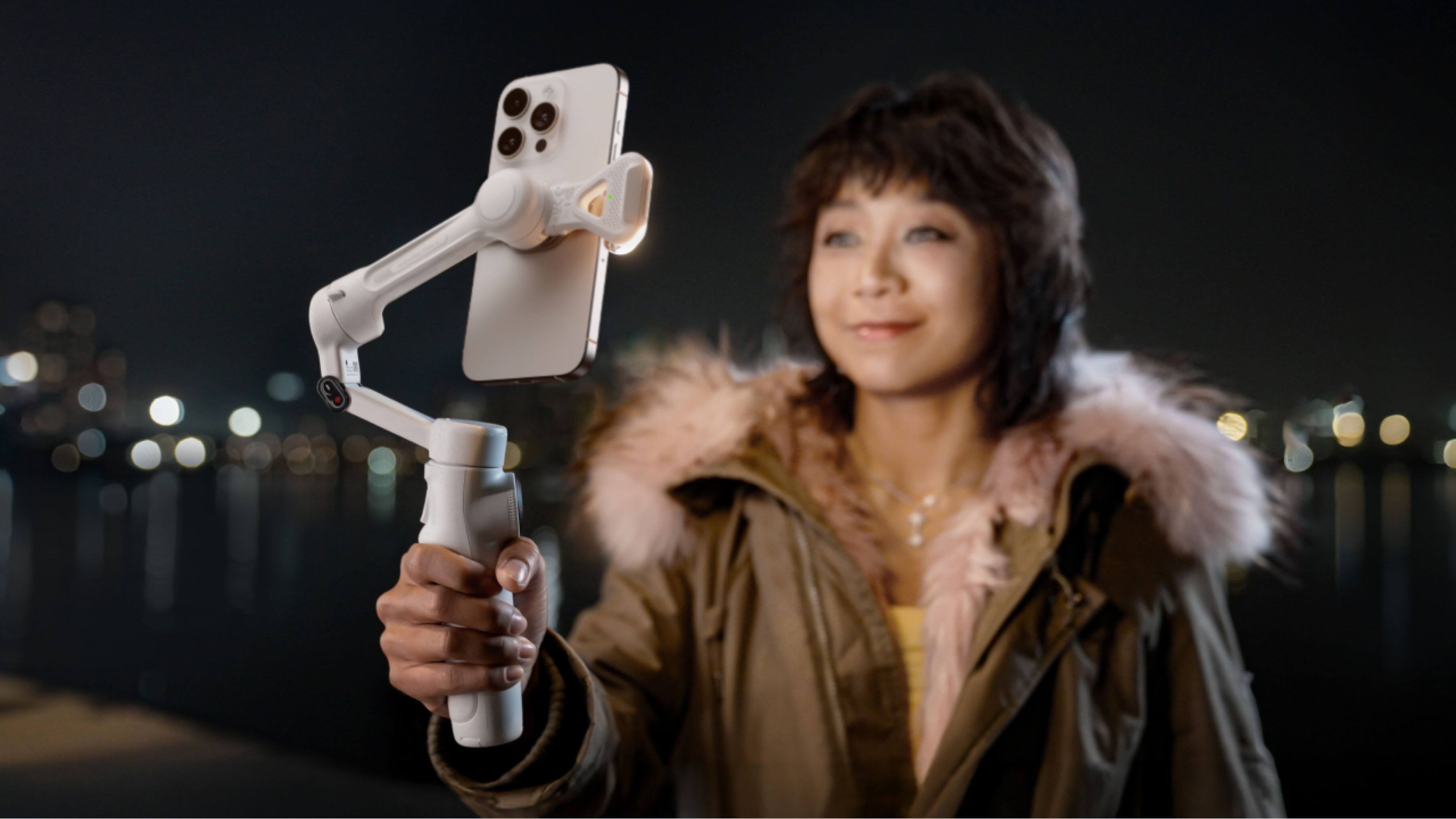 Insta360 Flow 2 AI Tracker Bundle Gimbal Stabilizer for Smartphones Summit White Flow2Lite10 ...