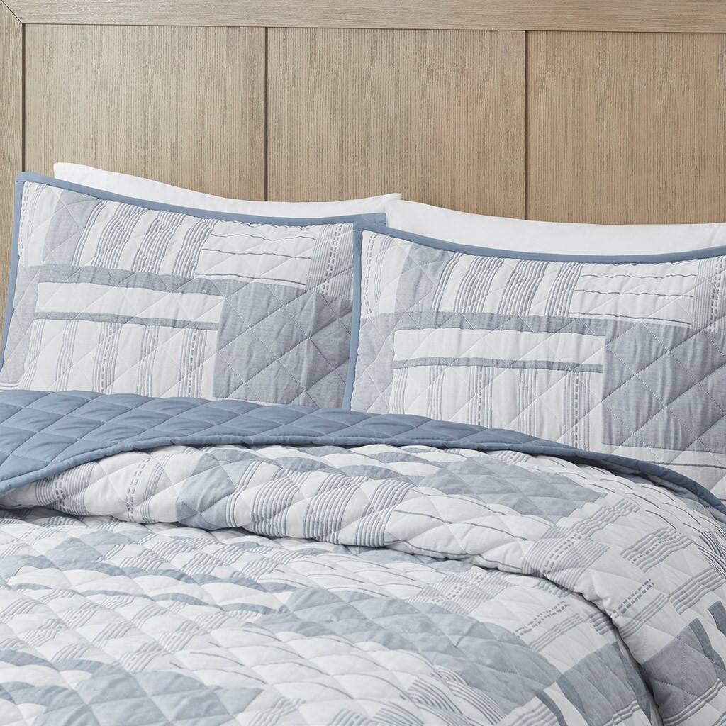Gracie Mills Fletcher 3 Piece Jacquard Patchwork Quilt Set Blue 0918 ...