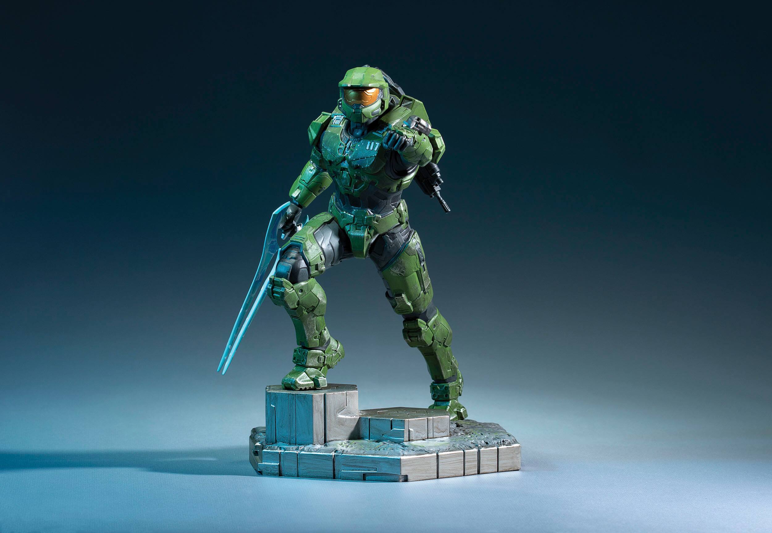Dark Horse Comics Halo Infinite: Master Chief with Grappleshot PVC ...