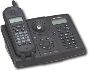 Best Buy: Motorola 5.8GHz Cordless Phone w/Digital Answering Machine ...