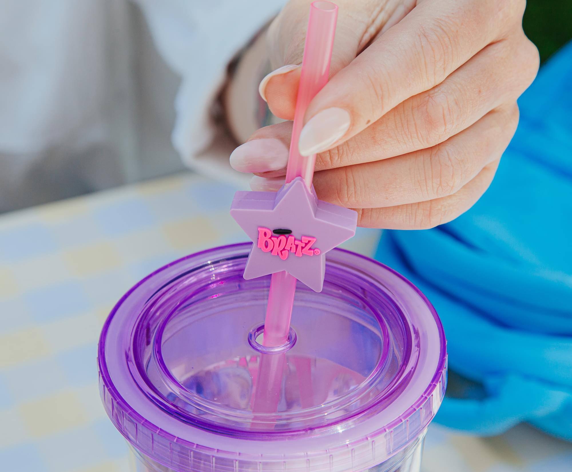 Silver Buffalo Bratz Carnival Cup With Lid and Straw Topper Charm ...