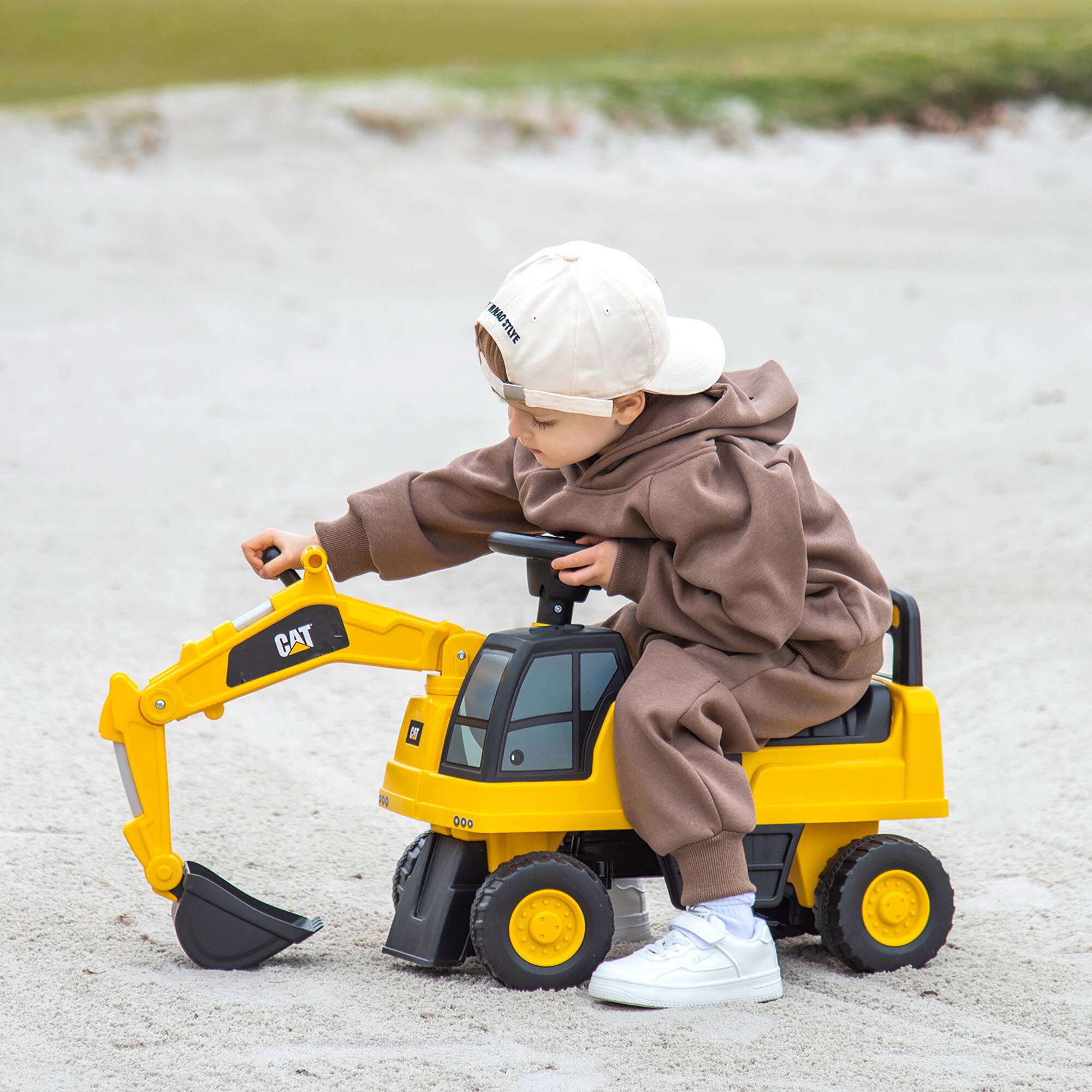 Gymax Licensed Caterpillar Kids Rid On Digger Excavator Toy w ...