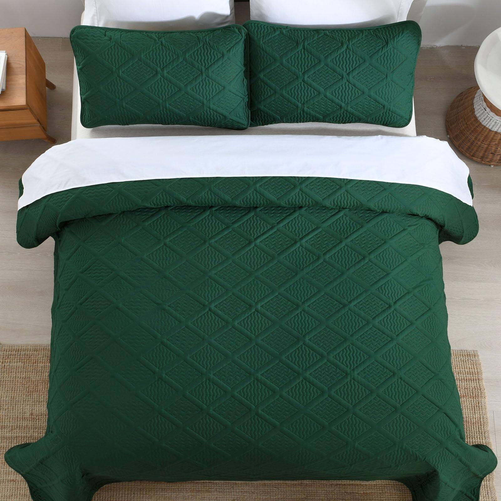 Paradigms Interiors Christmas Quilts Size Fall Winter Bedspread Bedding ...