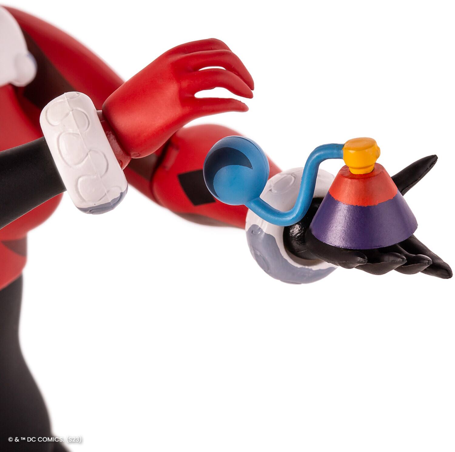PopMarket Mondo Batman: The Animated Series Harley Quinn 1/6 Scale ...