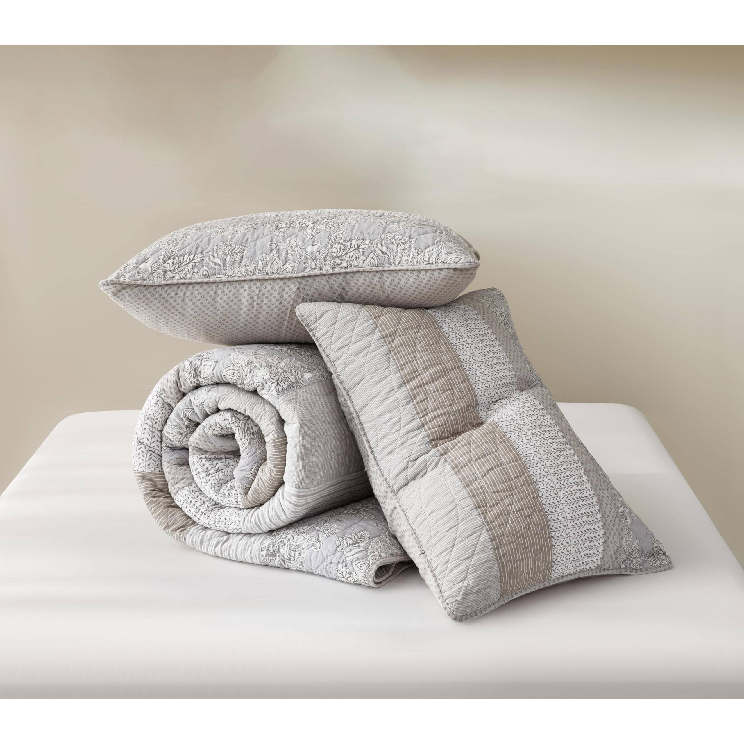 Reds Spade Robyn Neutral Floral Hibiscus Flower Patchwork Striped Quilt ...