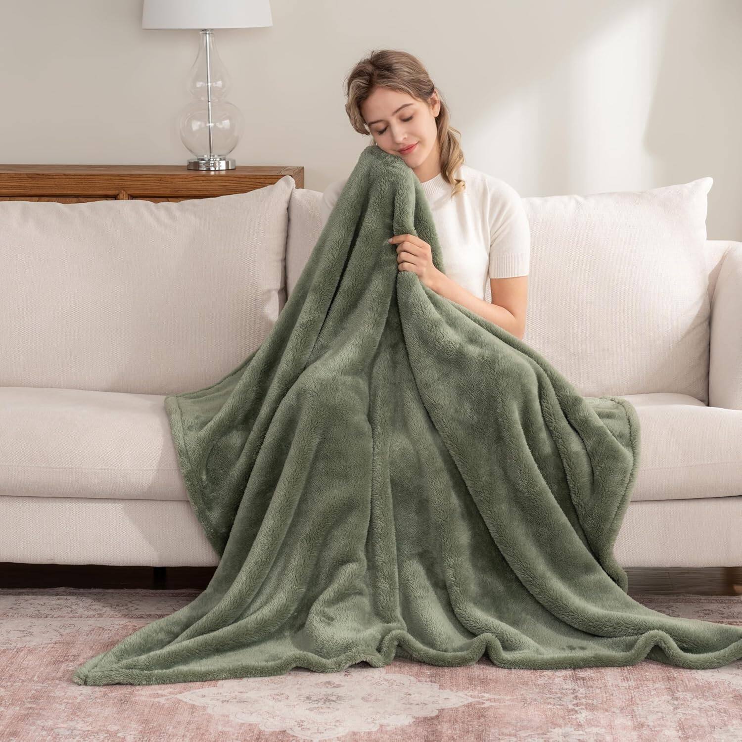 blue Paaaawaters Blanket Classic Extra Fluffy™ Plush Throw Blanket ...