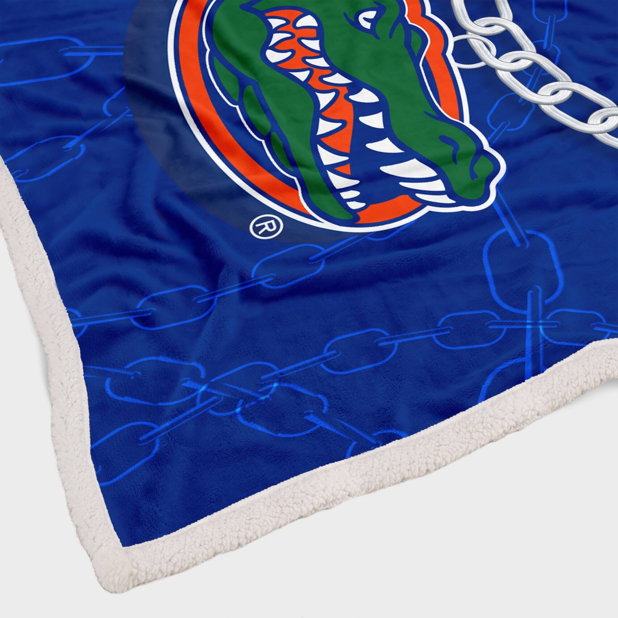 Pegasus Florida Gators 60'' x 80'' Fan Chain Flannel Sherpa Blanket ...