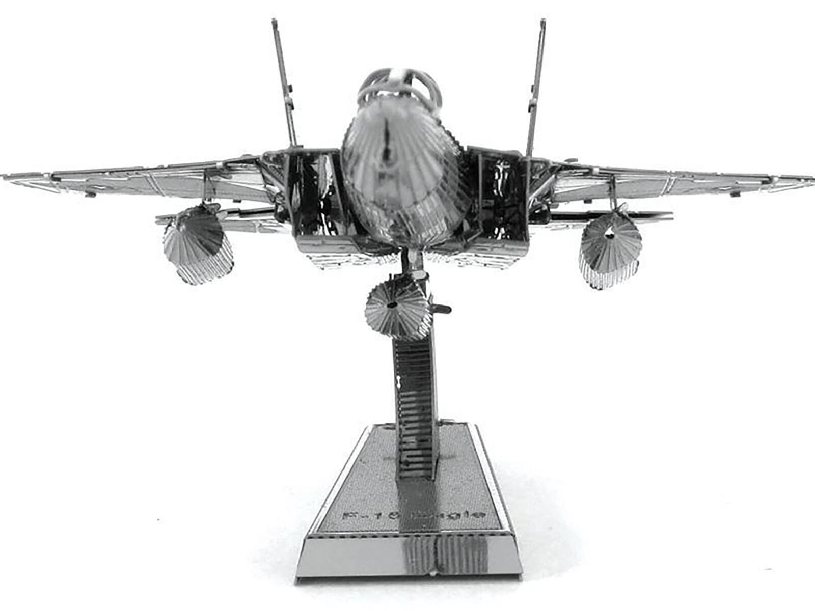 Model Kit McDonnell Douglas F 15 Eagle Fighter Aircraft (Moderate ...