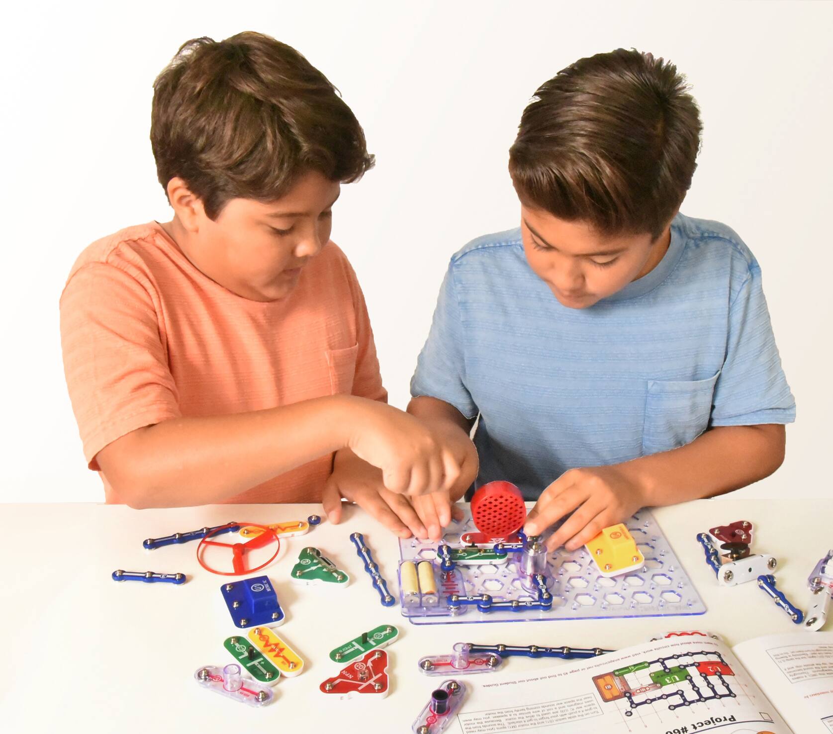 Best Buy: Snap Circuits Junior 100 Experiments Multi SC-100