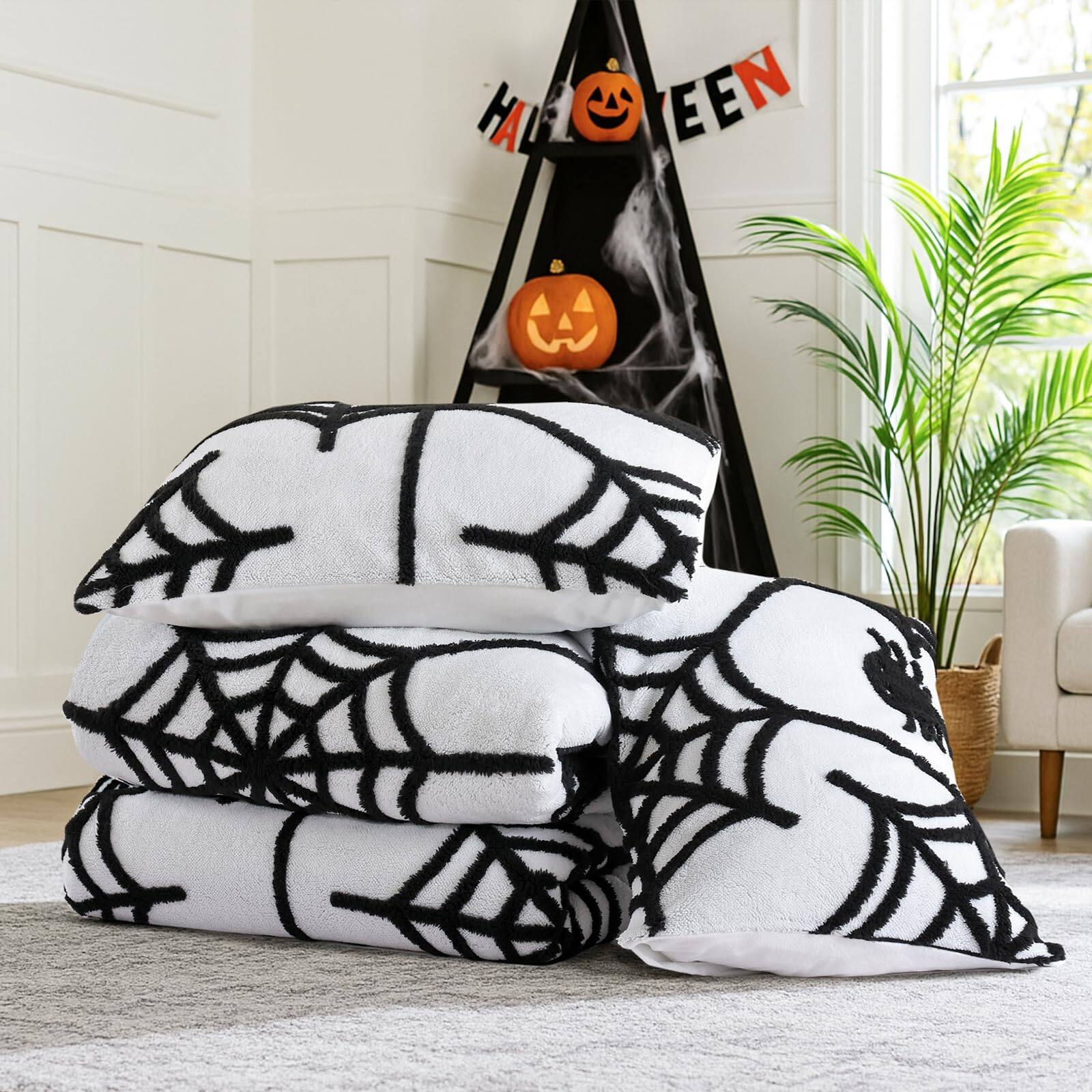 Comfort Essence Comforter Set Theme With Spiders And Spiderwebs Soft ...