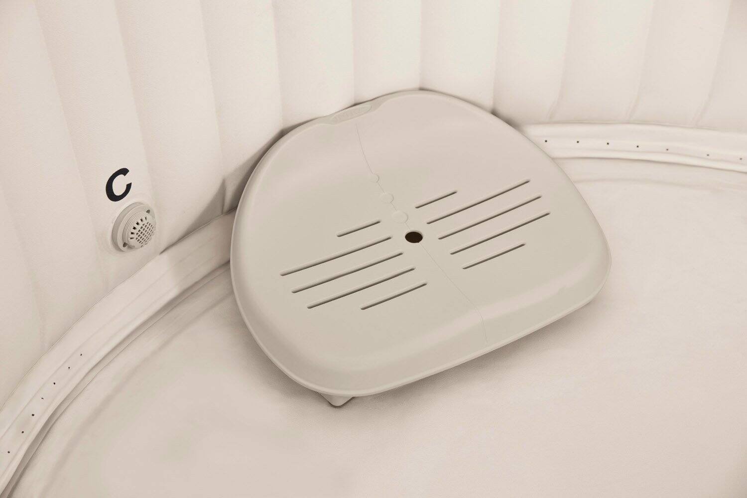 Intex Slip Resistant Hot Tub Seat 2 Pack and Cup Holder/Refreshment ...