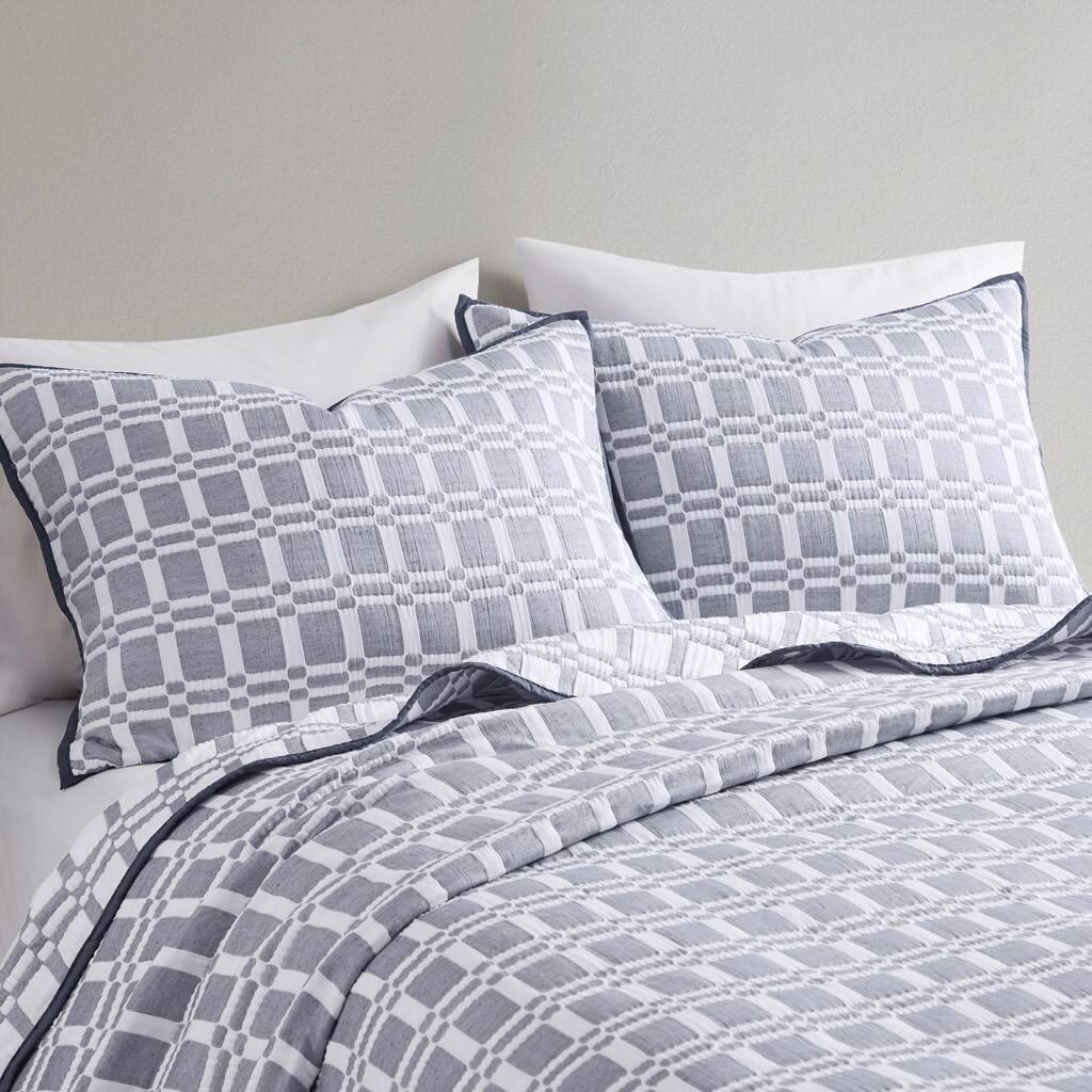 Gracie Mills Jefferey Reversible Matelasse 3 Piece Coverlet Set Gray ...