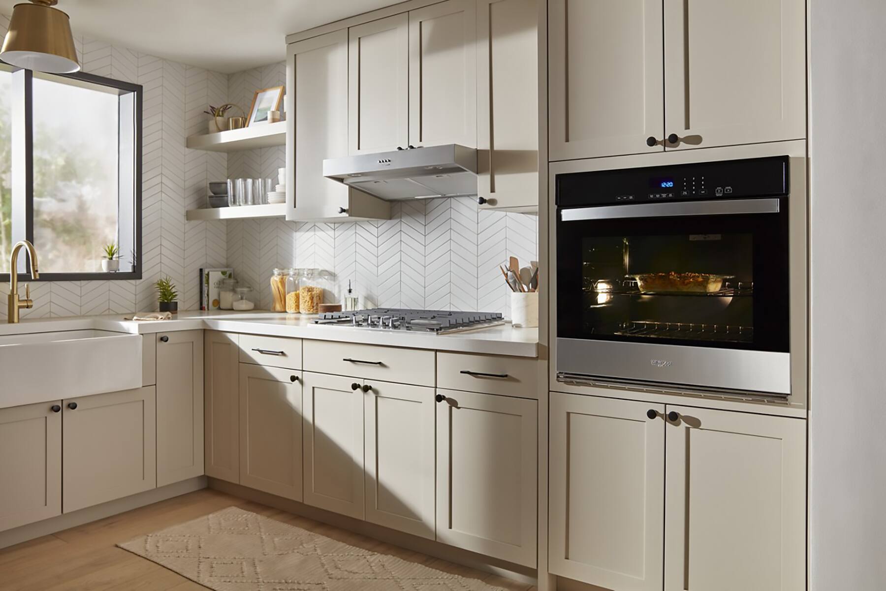 Whirlpool 30" Built In Single Electric Wall Oven with Adjustable Self ...