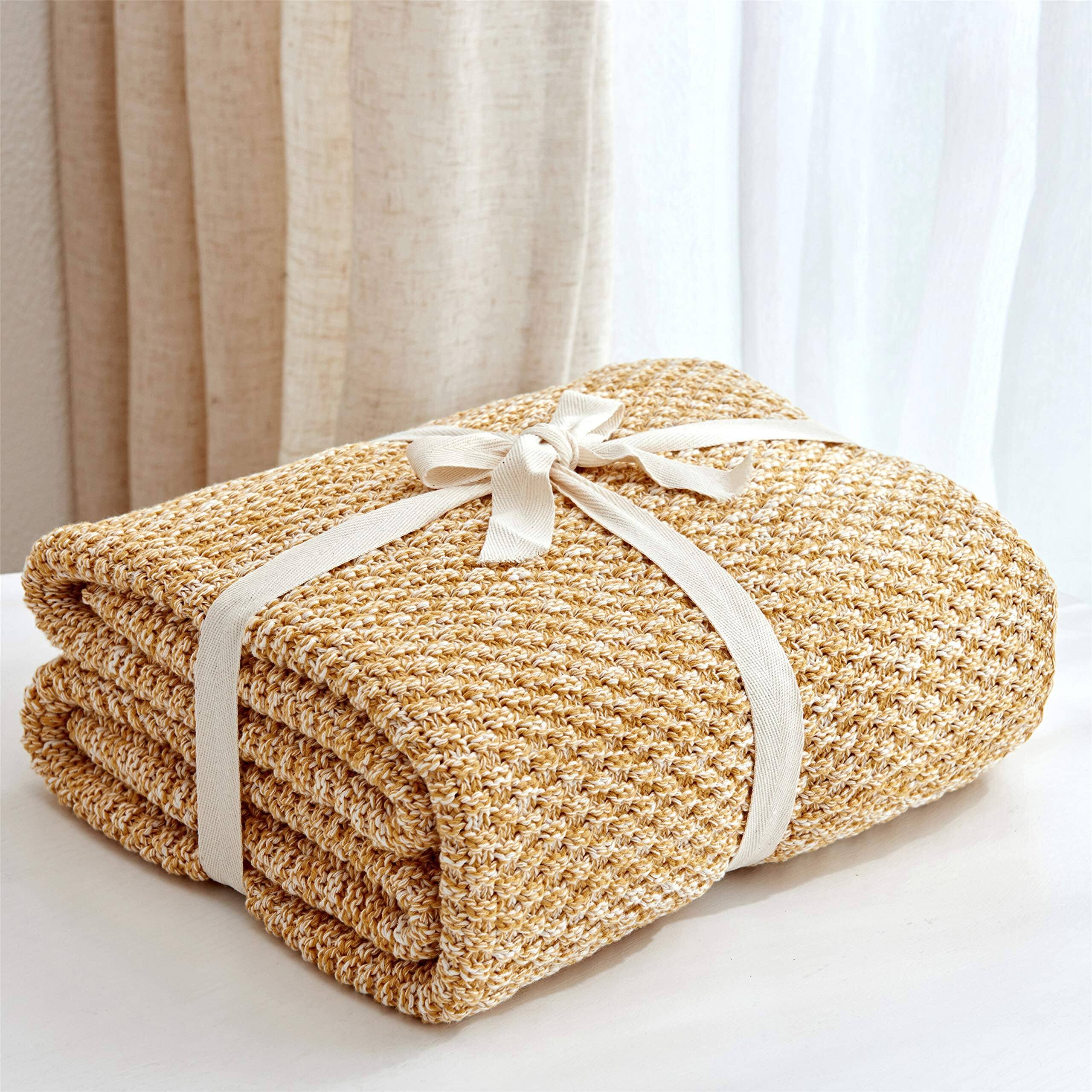 Paradigms Interiors Knitted Throw Blanket For Couch Soft Cozy Machine ...