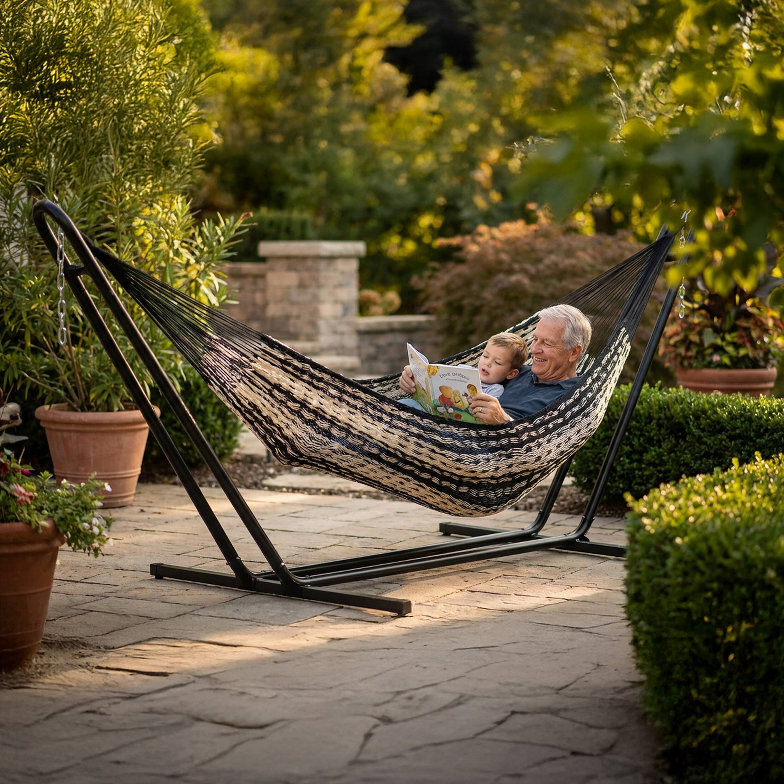Sunnydaze 2 Person Cotton and Nylon Woven Fabric Hammock Black/Natural ...