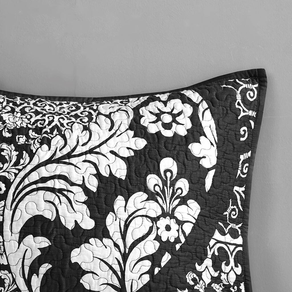 Gracie Mills Muriel 6 Piece Damask Printed Cotton Quilt Set with Throw ...