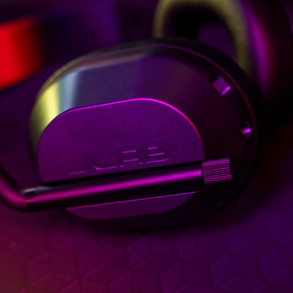 JLab Daybreak Wireless Gaming Headset Black GHBDBREAKRBLK3 - Best Buy