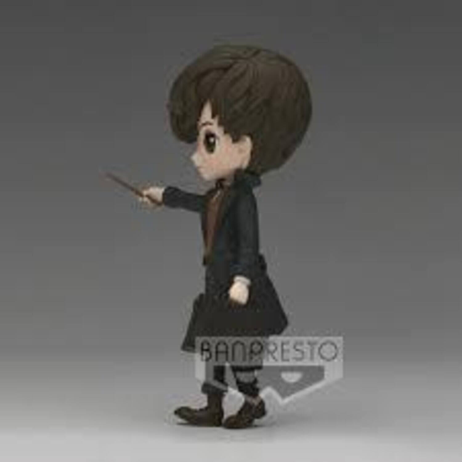 PopMarket BanPresto Fantastic Beasts Q Posket Newt Scamander II (Version B) Statue Collectibles ...
