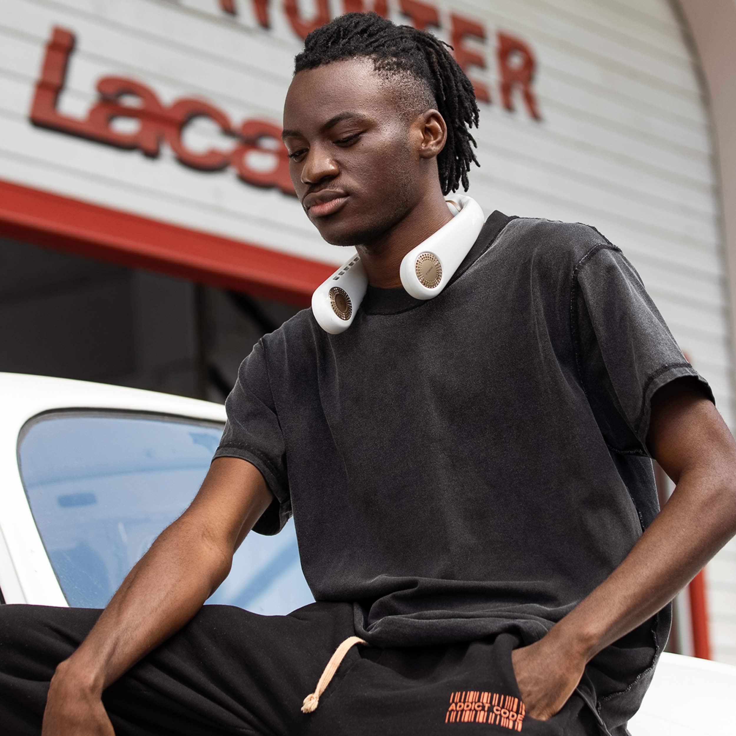 Best Buy: TORRAS Bladeless Neck Fan Model：L3 White X00FA20A004