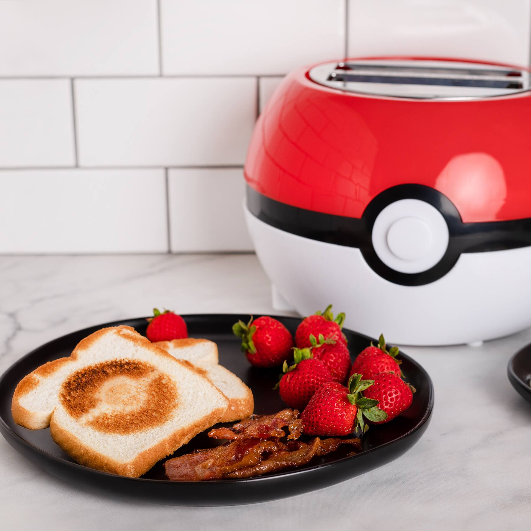 Best Buy: Uncanny Brands Pokémon Poké Ball Toaster Red TSTE-POK-PK1