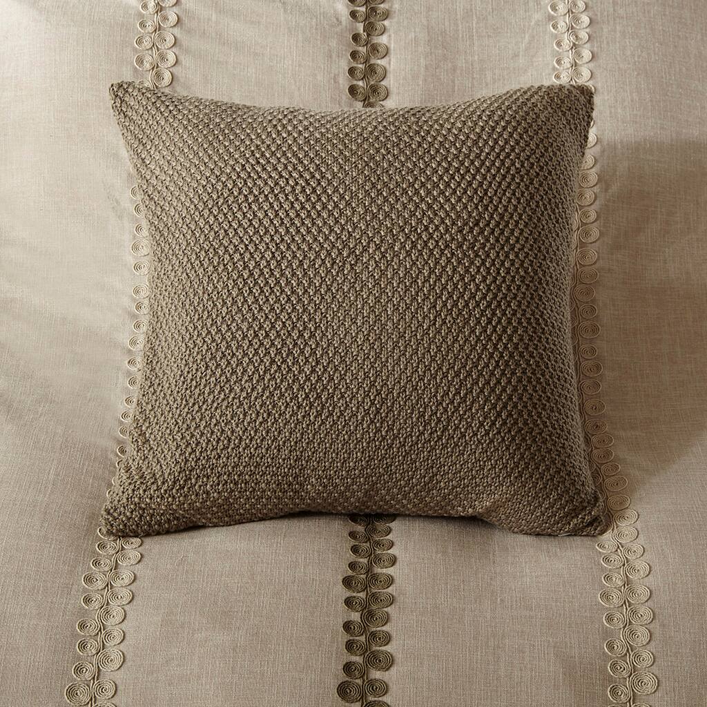 Gracie Mills Marlene Tranquil Elegance Comforter Set with Soutache Cord Embroidery Linen 802 ...