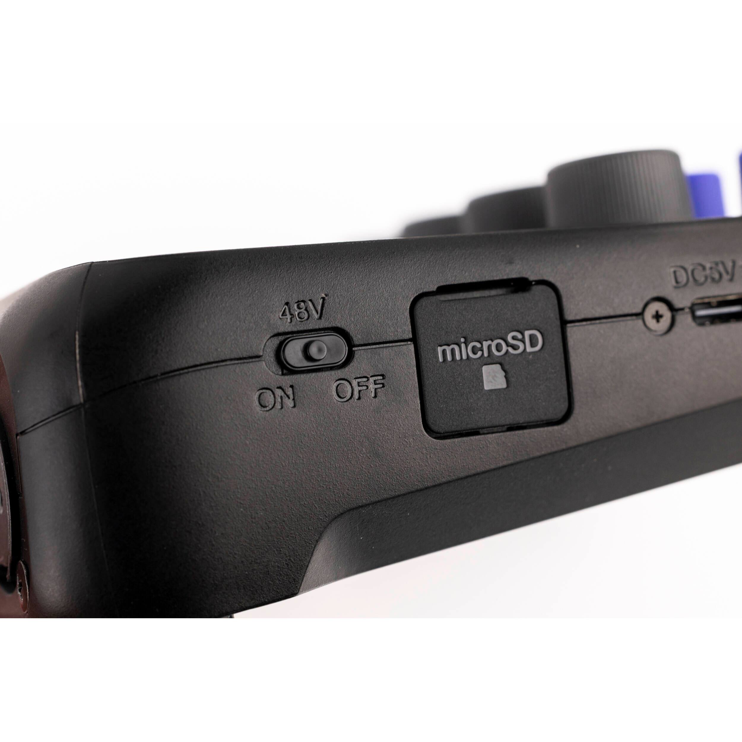 Zoom PodTrak P4next Podcast Recorder, Battery Powered, 4 Microphone ...