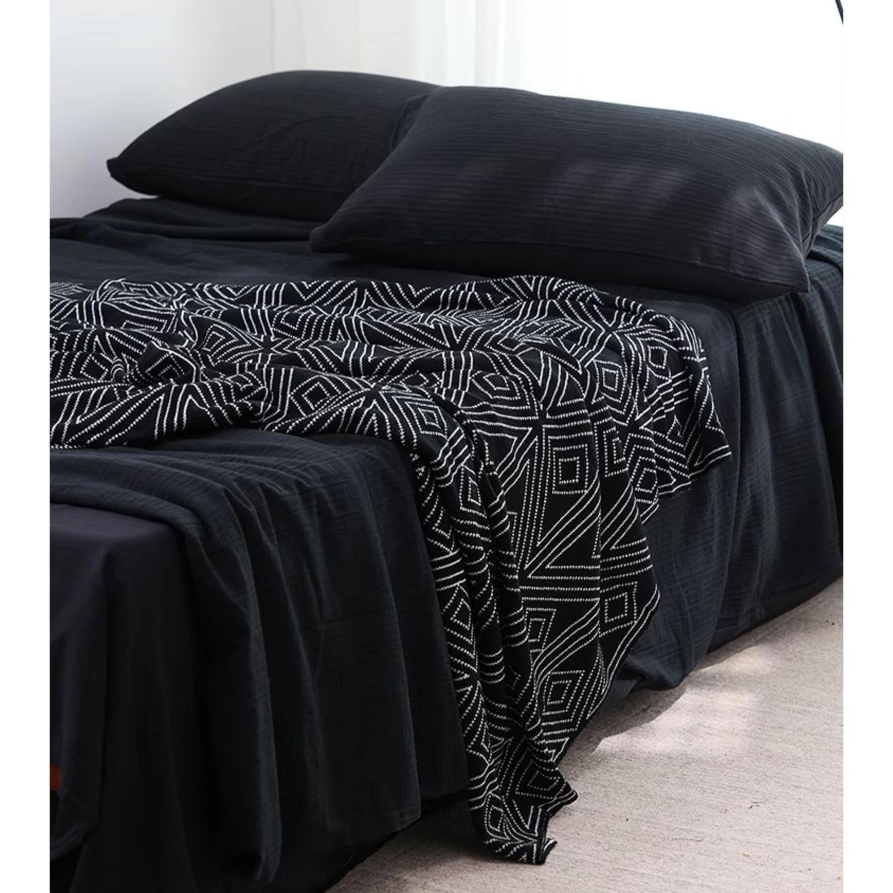 Dapper Styles And Throw Blankets Queen Modern Patterned Blanket Soft ...