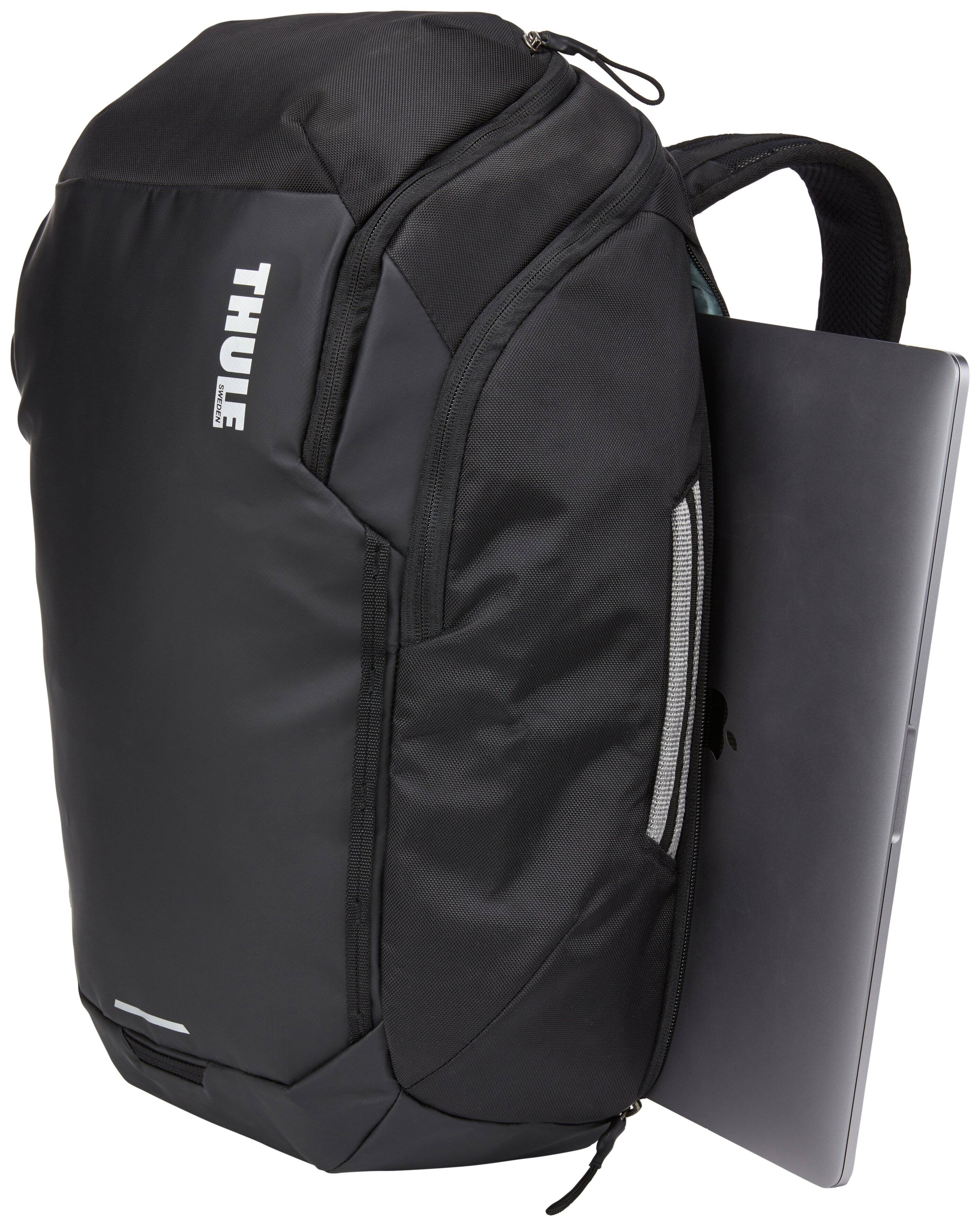 Best Buy: Thule Chasm Backpack 26L Black 3204292