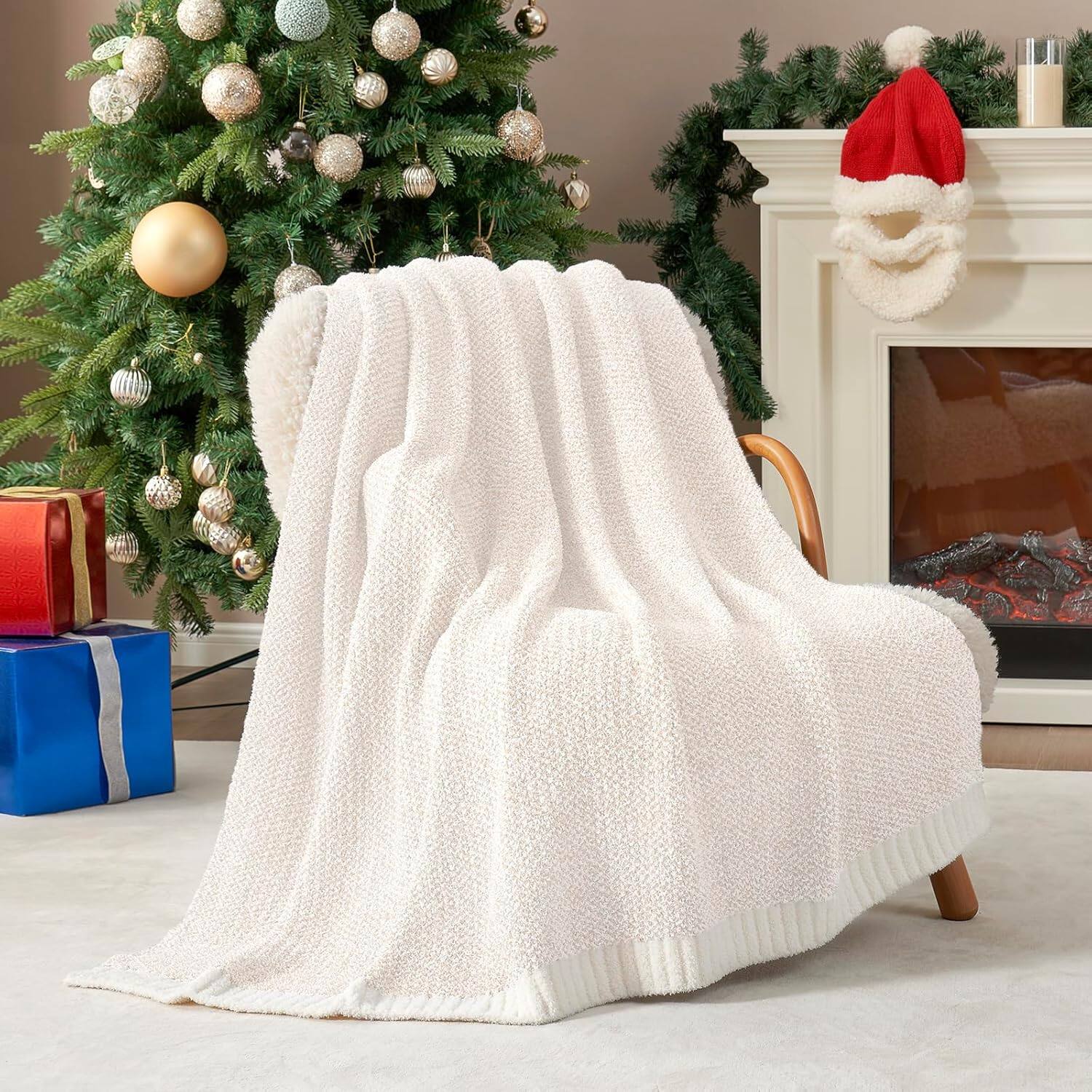 blue Paaaawaters Snuggle Sac Buttery Ivory Throw Blanket for Couch ...