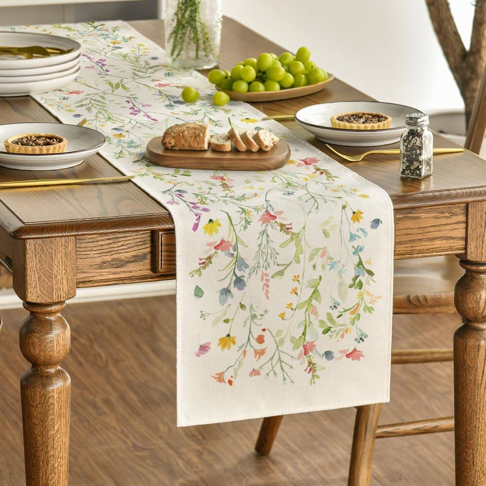 Dapper Styles Wildflowers Bloom Flowers Spring Table Runner Seasonal ...