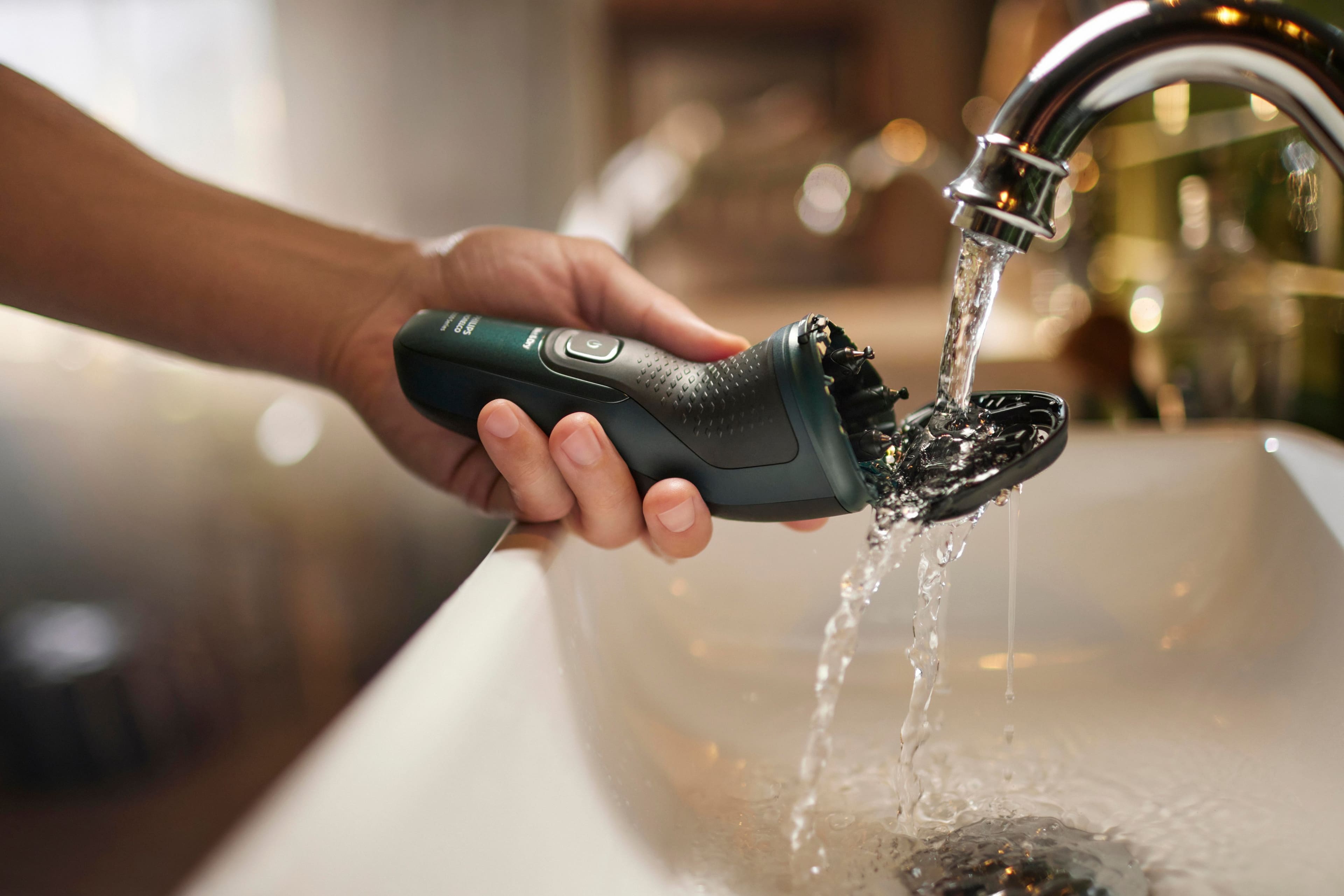Customer Reviews: Philips Norelco Series 2600 Rechargeable Wet/Dry ...