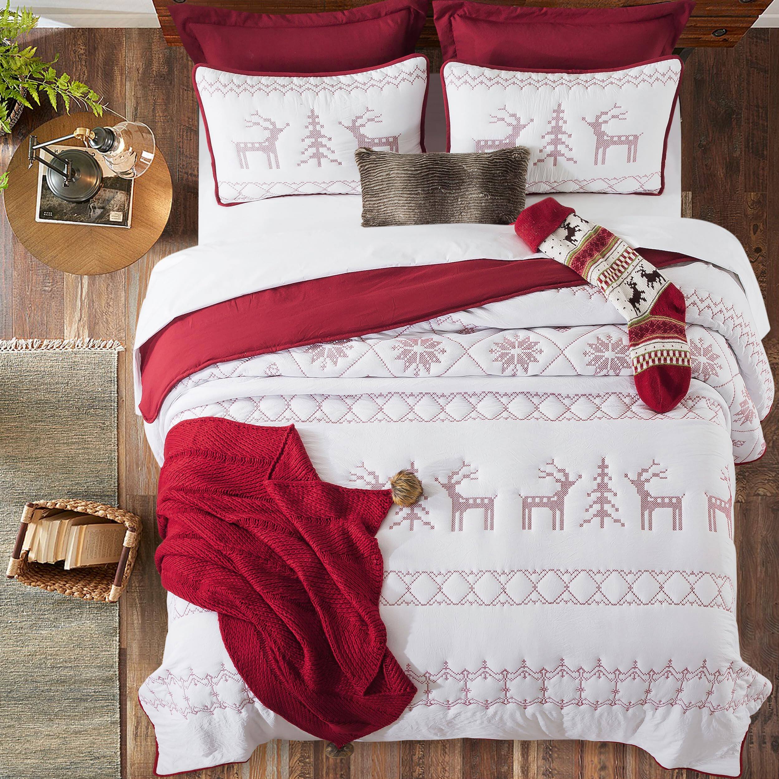 Paradigms Interiors Christmas California Size Quilt Bedding Sets With ...