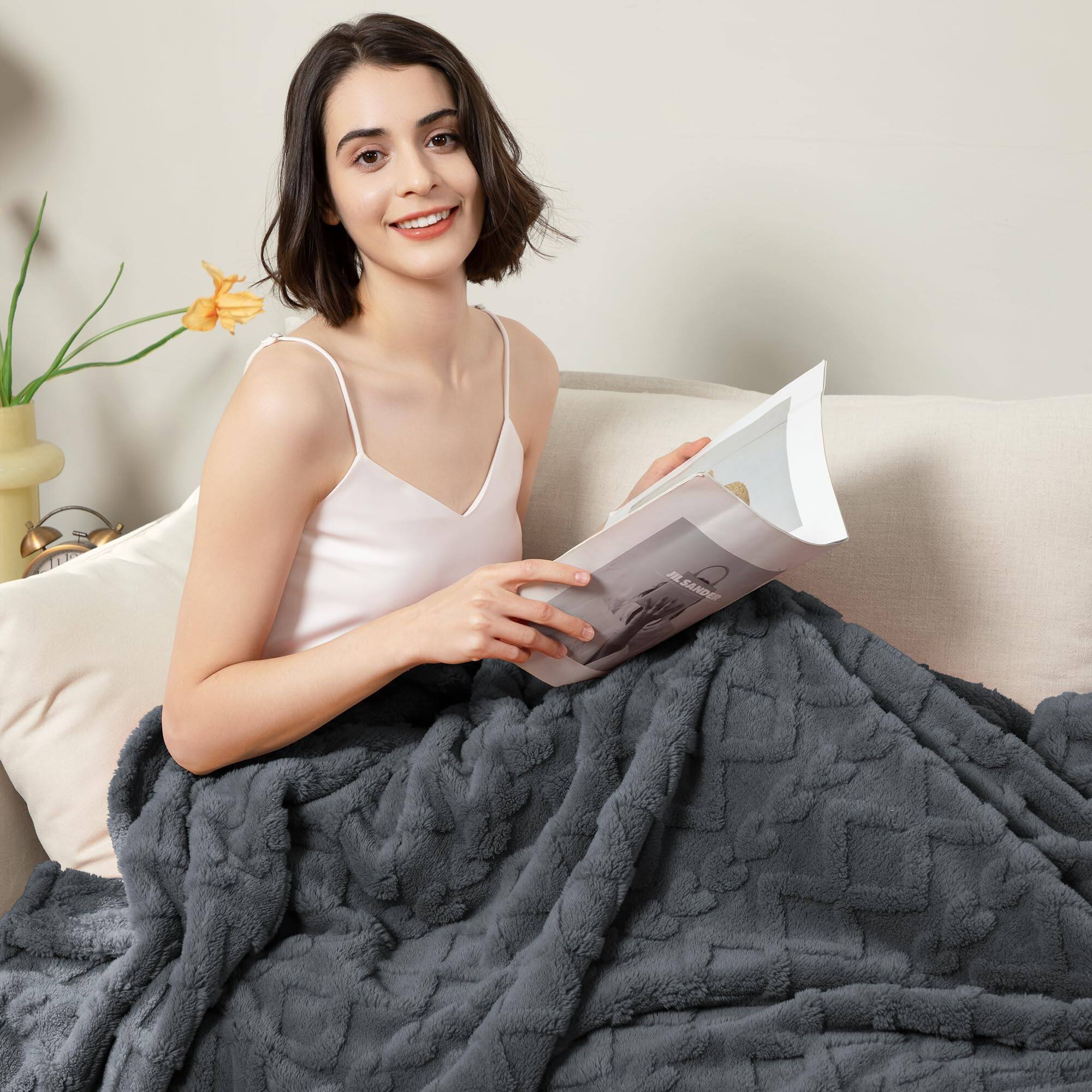 Pacoar Cade Fleece Throw Blanket Cozy Soft Lightweight Fuzzy For Women ...