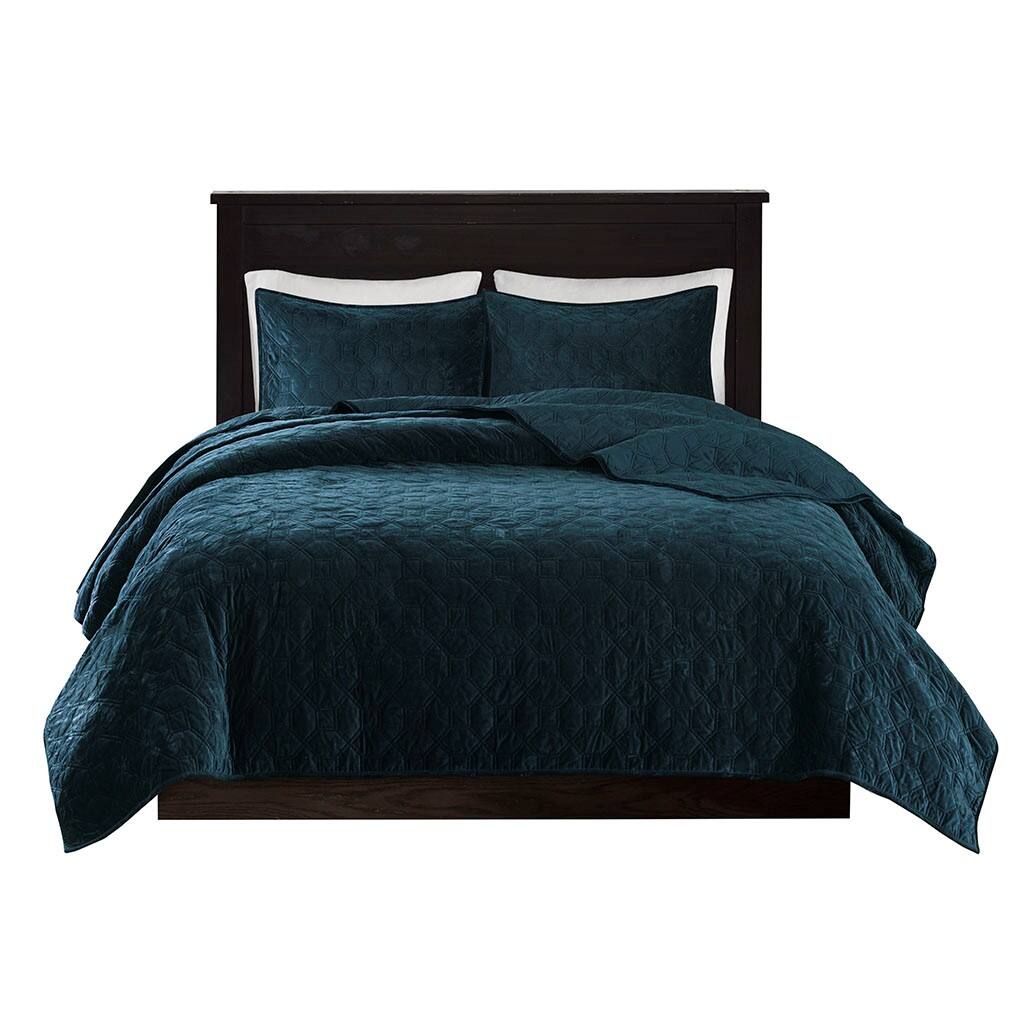 Gracie Mills Gayle 3 Piece Casual Geometric Velvet Quilt Set Teal 2164 ...