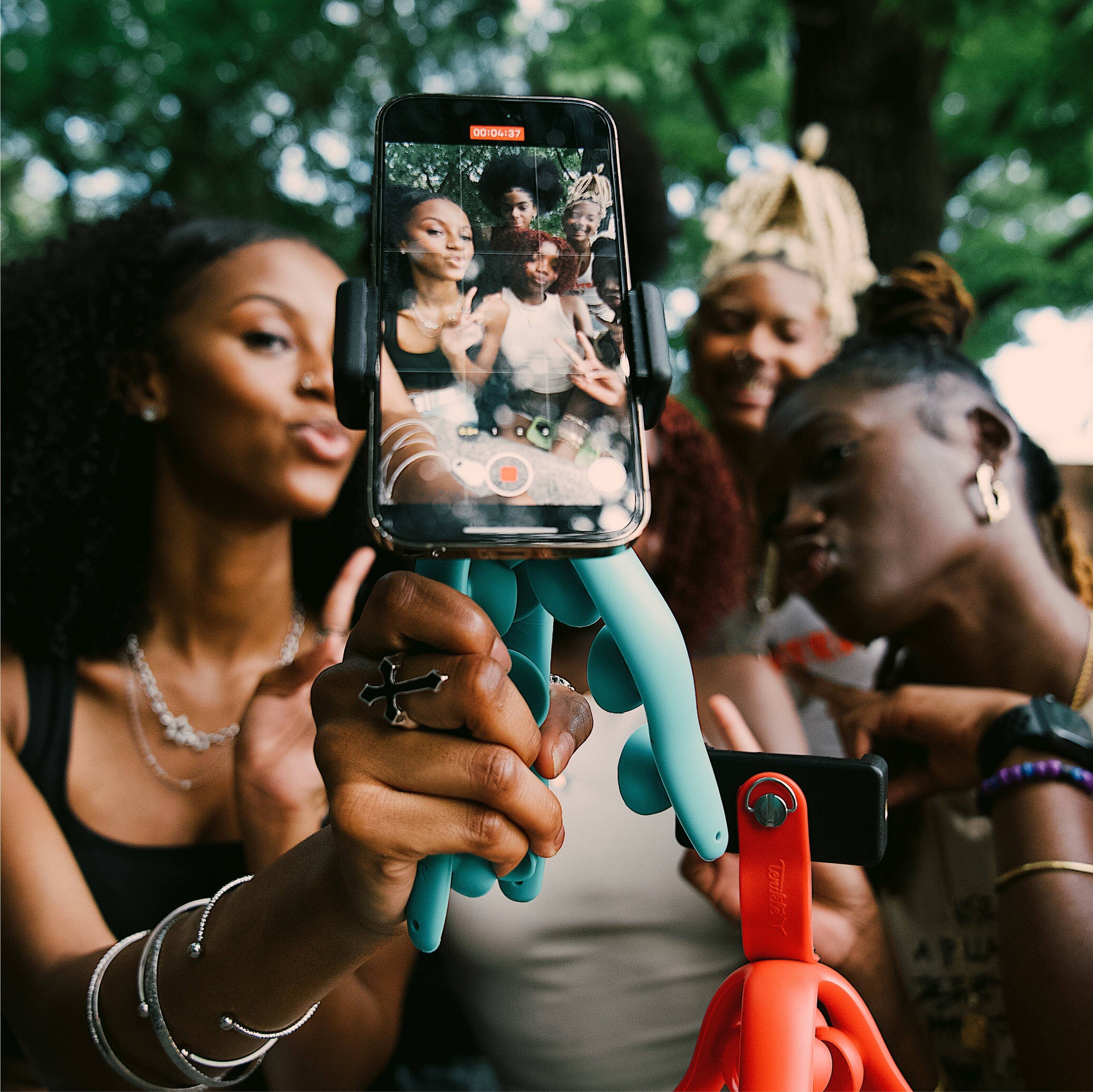 Customer Reviews: Tenikle PRO Bendable Suction Cup Tripod Mount Black ...