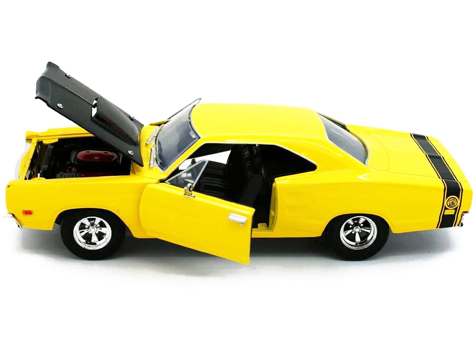 1969 Dodge Coronet Super Bee 1/24 Diecast Car Model by Motormax Yellow ...