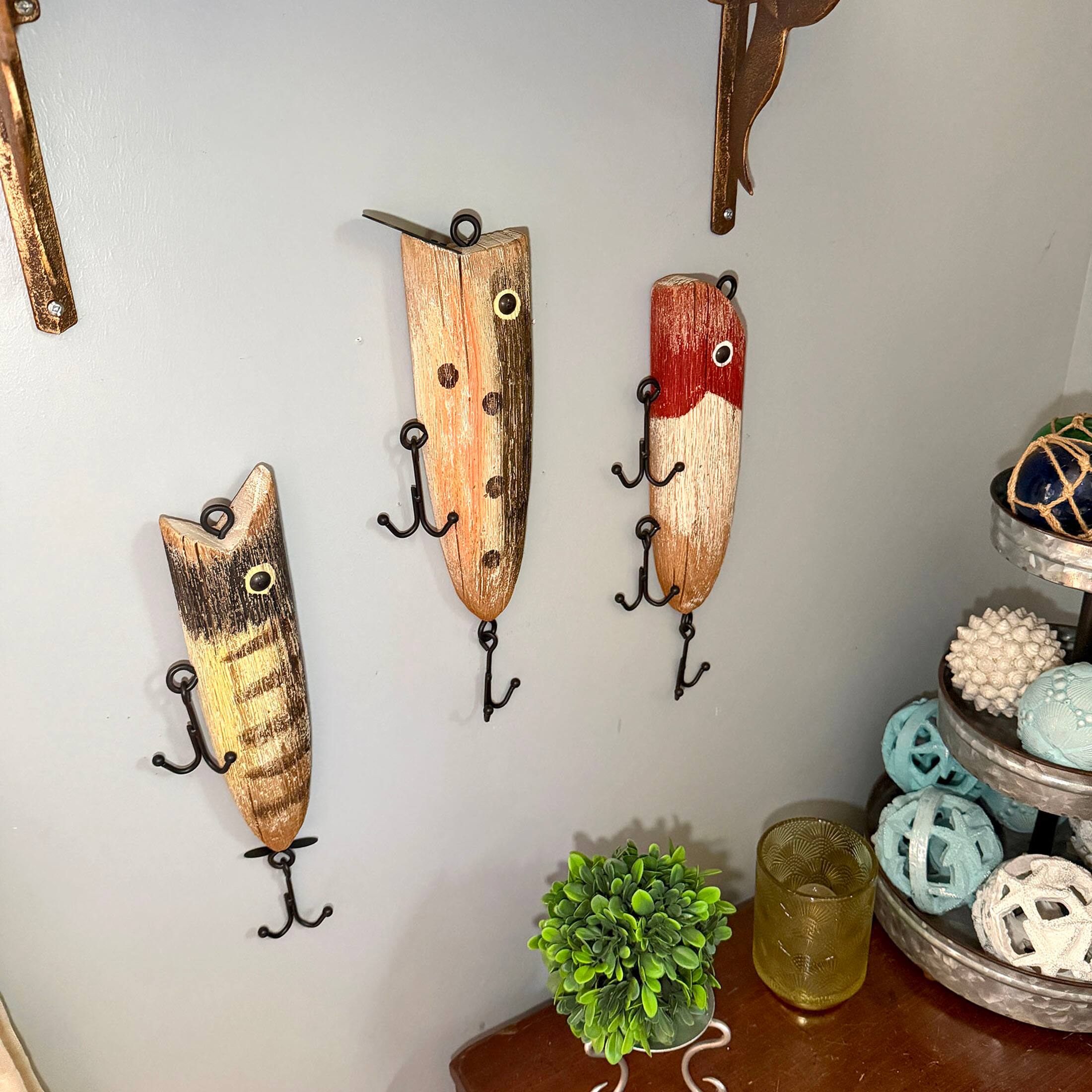 Zeckos Fishing Lure Wall Hook Sculptures Set of 3 Vintage Wood Metal 13 ...